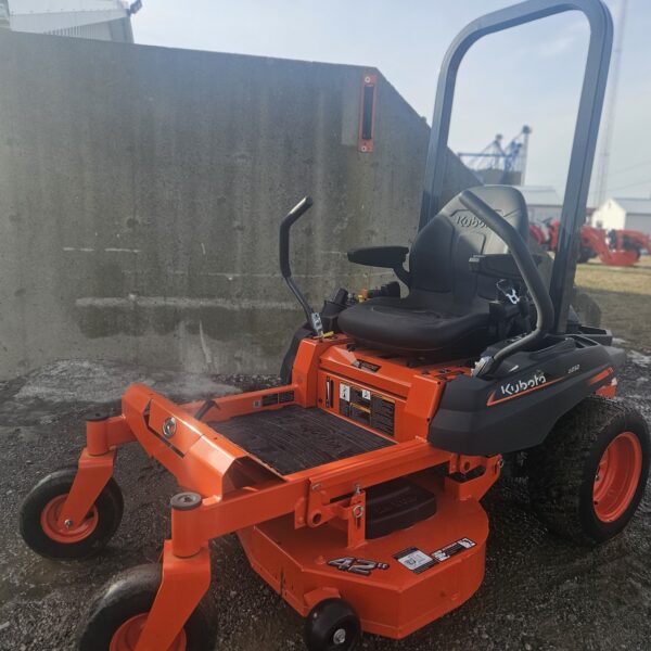 Kubota – More Farm Stores